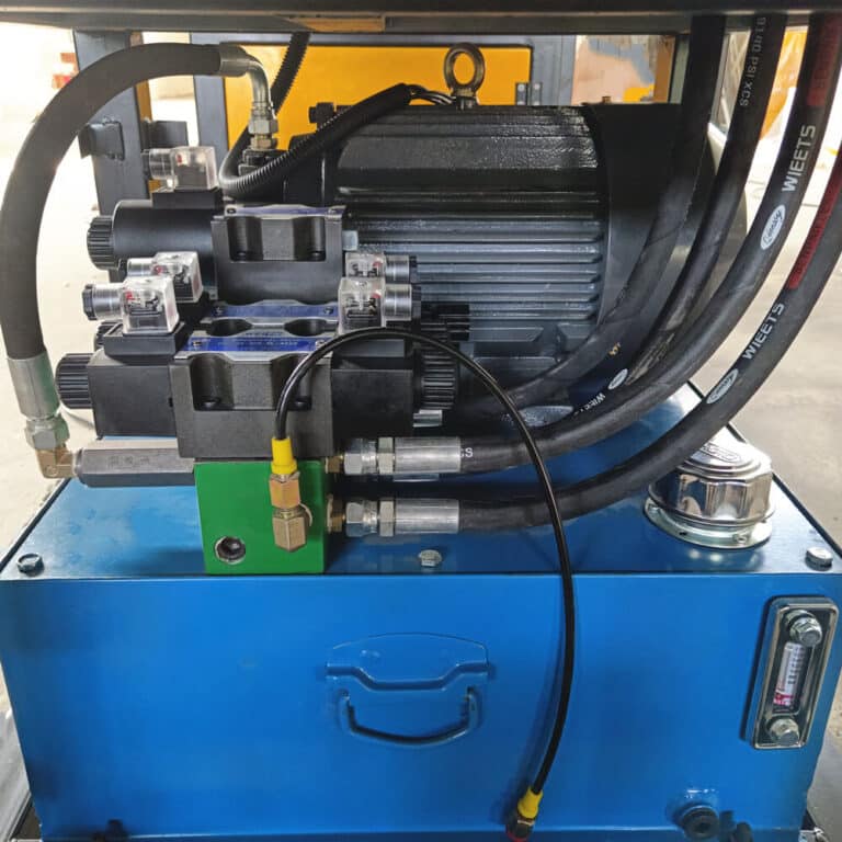 How To Install Hydraulic 90 Degrees Angle Notching Machine - Ruiguang ...