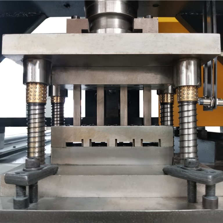 Single Workstation CNC Punching Machine - Ruiguang Machinery Leading ...